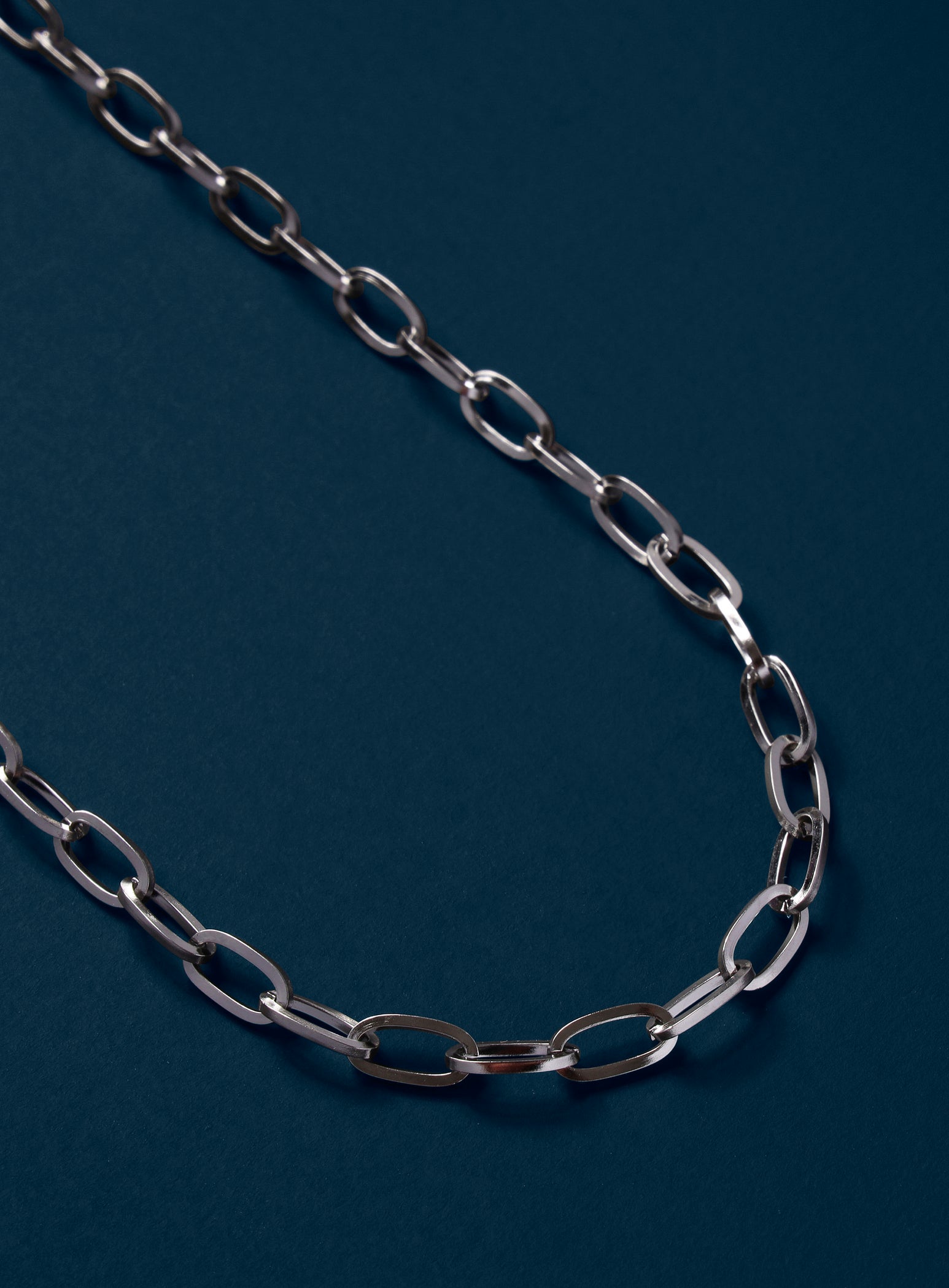 Waterproof Silver 5.5mm Thick Oval Cable Chain Necklace — WE ARE ALL SMITH